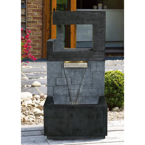 VERTEX STREAM Wall Water Feature | Top Fountains — Outdoor Escape